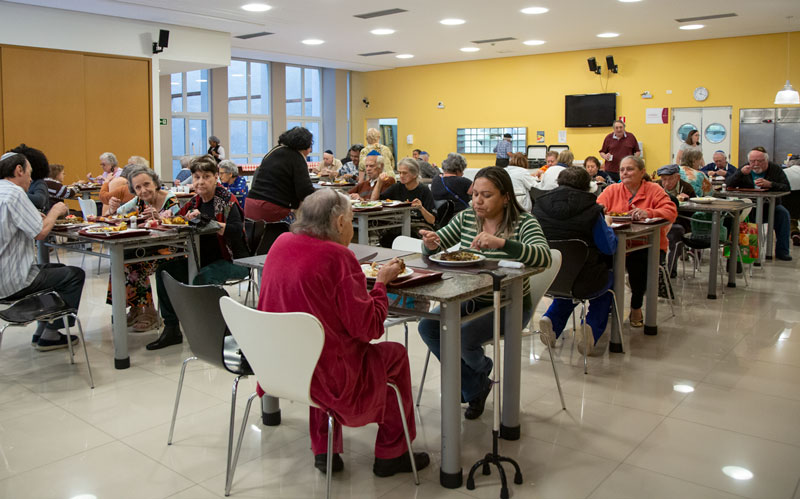 Ten Yad - 30 anos alimentando carentes em S. Paulo